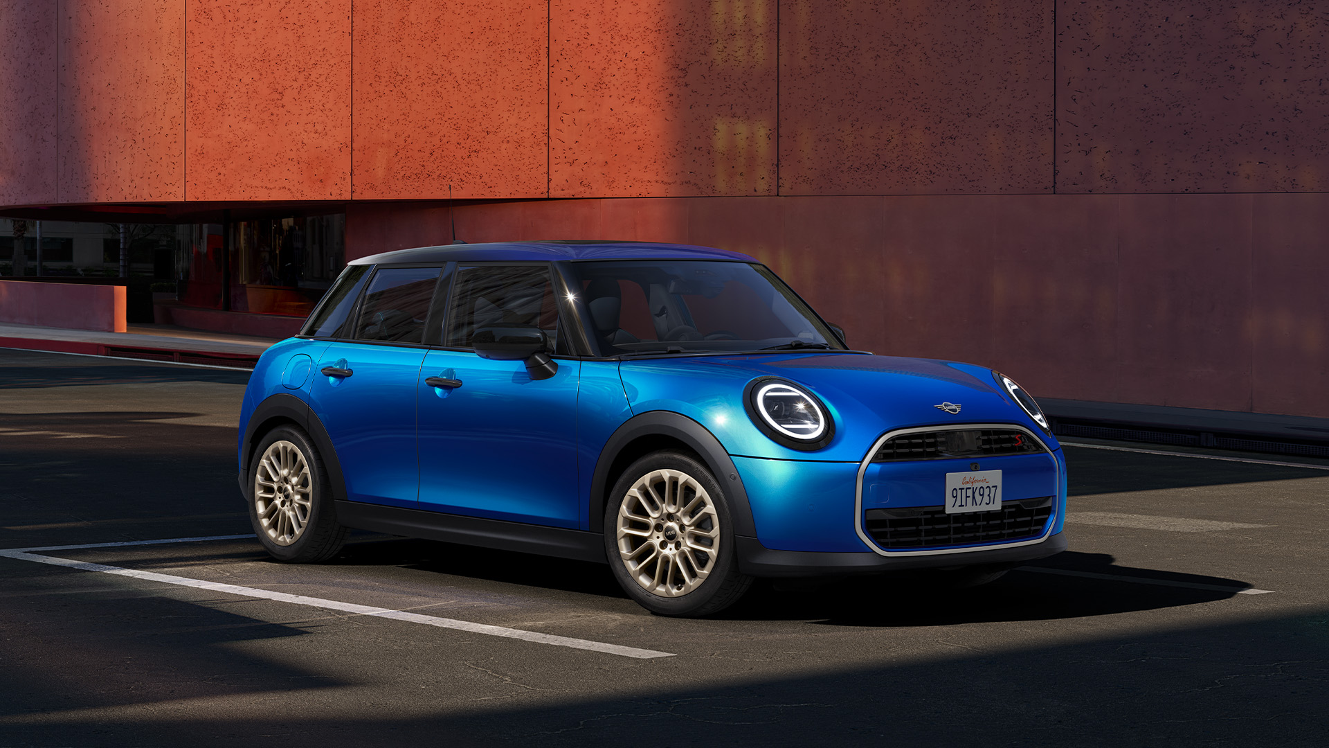 全新 MINI COOPER 燃油五门版 | MINI中国官网