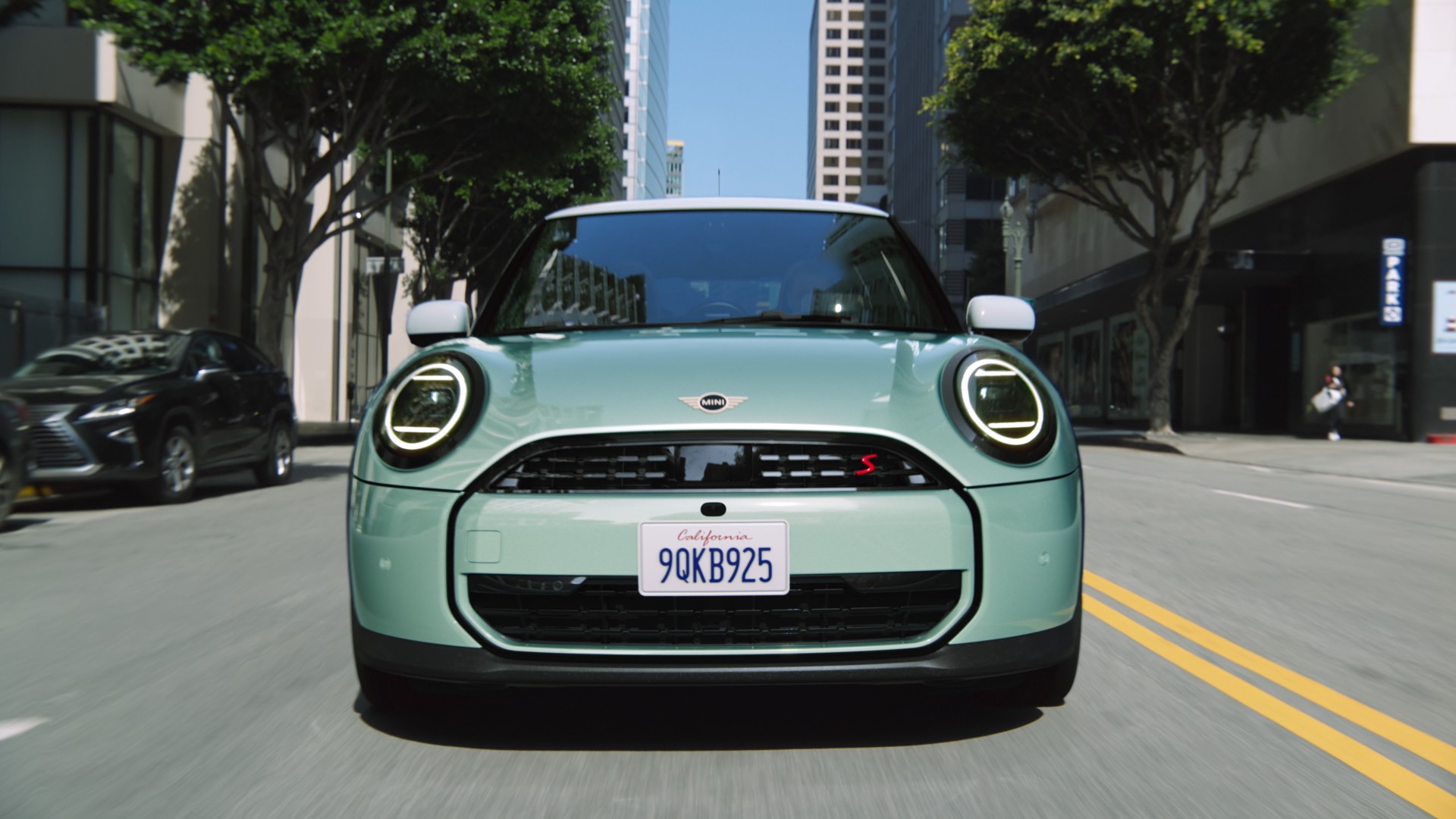 全新 MINI COOPER 燃油三门版 | MINI中国官网